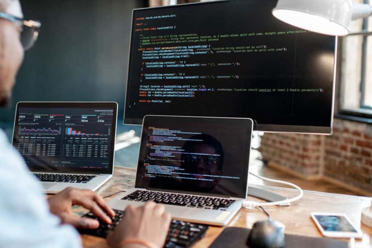 Analista de Sistemas: guia completo sobre a profissão